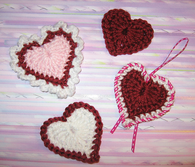 Ravelry: Heart Motifs pattern by Carrie Carpenter