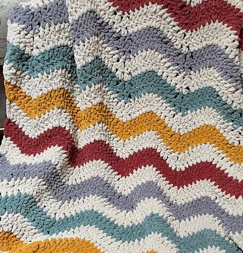 Ravelry: Cozy Ripple Throw Blanket pattern by Pam Carr