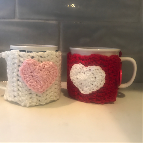 Ravelry: Heart Mug Cozy pattern by Pam Carr