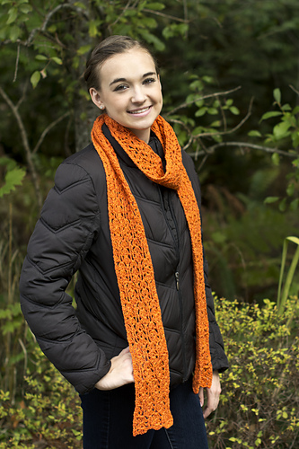 Ravelry: Ginger Snap Scarf pattern by Laura Krzak