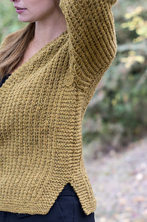 Ravelry: Saddle Shoulder Cardigan pattern by Nancy Wiseman