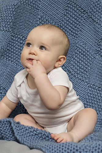 Ravelry: Bulky Baby Blankie pattern by Shannon Thomas