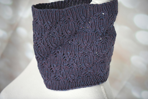 Ravelry: Ranunculus Lace Cowl pattern by Shannon Dunbabin