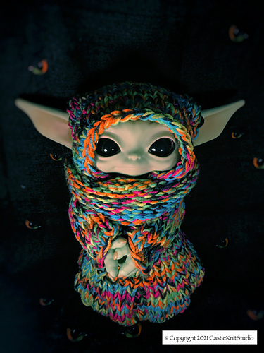 Ravelry: Baby Yoda Robe Pouch with Hood pattern by Lauren Castle