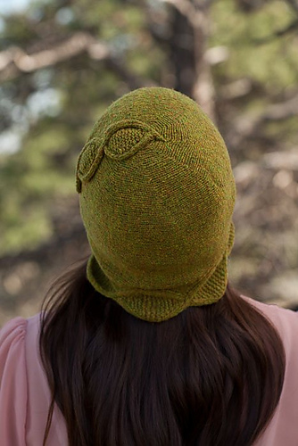 Ravelry: Serpentine Hat pattern by Catherine Shields