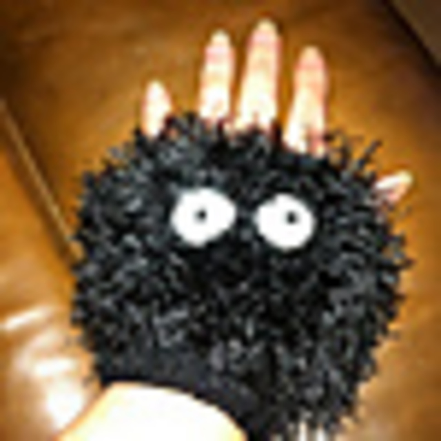 Ravelry: Soot Sprite mittens pattern by Lynn Logan