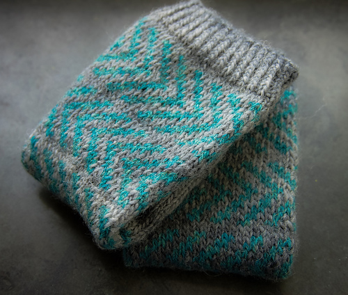 Ravelry: from the Zig to the Zag pattern by Cello Knits