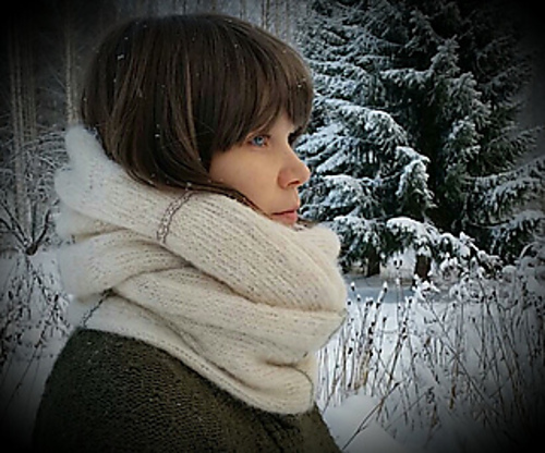 Ravelry: Early Autumn pattern by Cello Knits