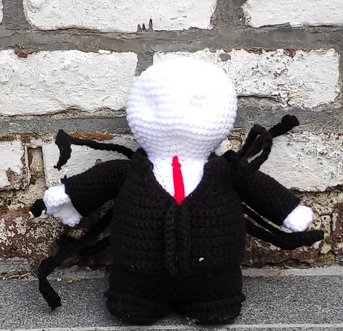 Ravelry: Slender Man pattern by Celtic Llama