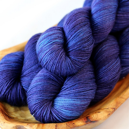 Ravelry: Cephalopod Yarns Skinny Bugga!