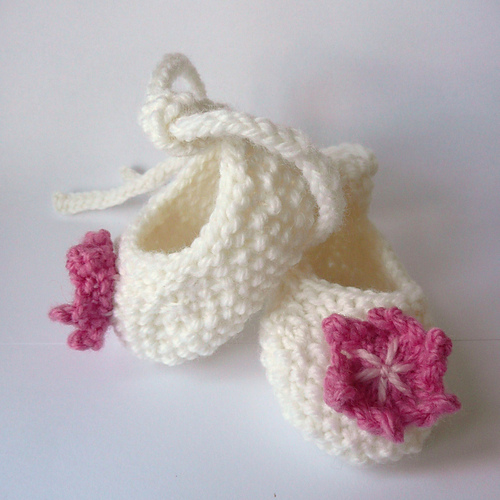 Ravelry: Baby Ballerina Shoes pattern by Katy Farrell