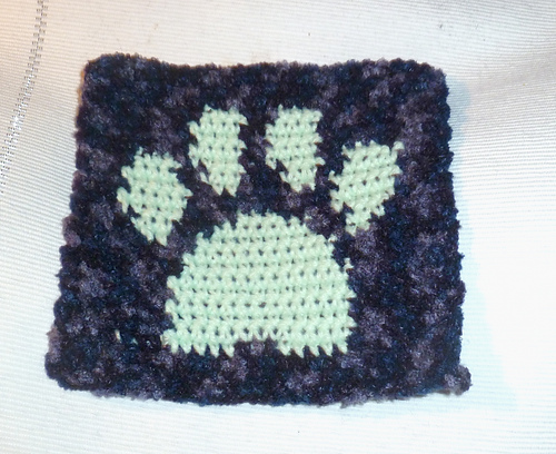 Ravelry: Simple Paw Print pattern by Angela Davis