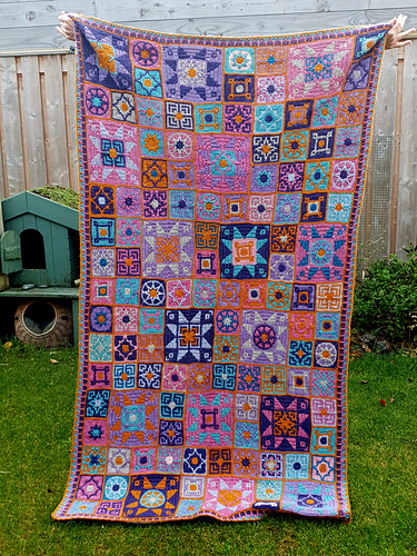Ravelry: Chacanina's Amma CAL mosaic blanket
