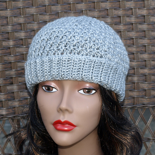 Ravelry: Textured Beanie with Hattitude pattern by Yolanda Munoz