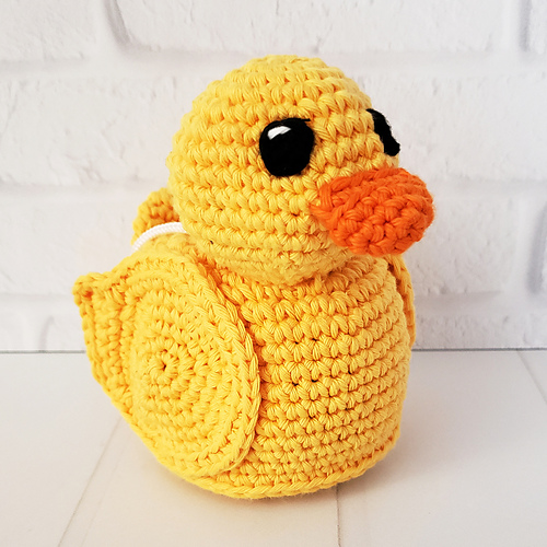 Ravelry: Darla the Duck Scrubby Amigurumi pattern by Charlyn Smith