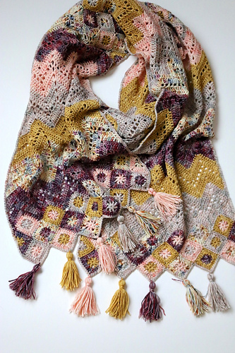 Ravelry: Ziggy Interrupted pattern by Sandra Paul