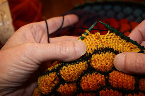 Ravelry: The Rainbow and the Bee pattern by Chibcha Olivia