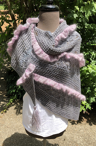 Ravelry: Ruffle Snuggle Shawl pattern by Lisa Hannes