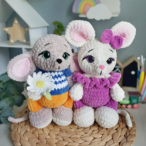 Ravelry: Mouse plush toy pattern by Ekaterina Chirkova