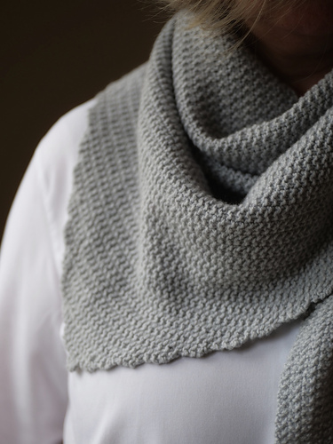 Ravelry: Charis Shawl pattern by ChrisBerlin