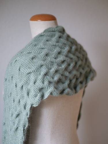 Ravelry: Rabea Shawl pattern by ChrisBerlin