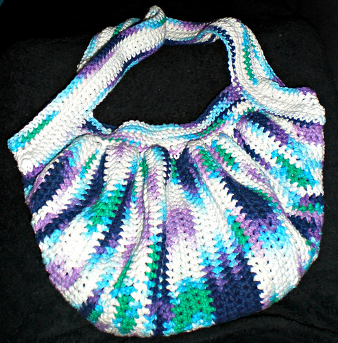 Ravelry: Fatter version of the "Fat Bag" pattern by Cindy Coleman