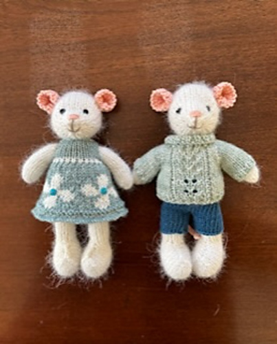 Ravelry: Small Mouse pattern by Julie Williams