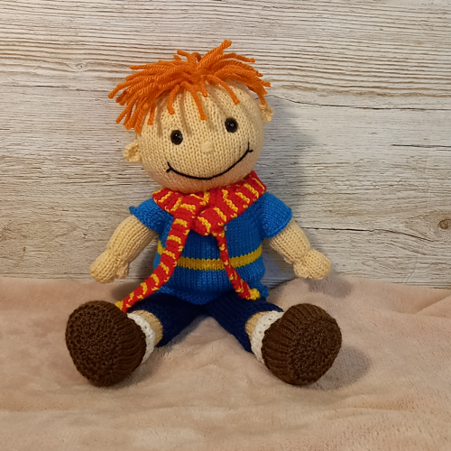 Ravelry: Finn and Freya dolls pattern by Claire Fairall Designs