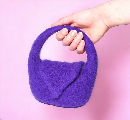 Ravelry: Charlotte Felt Handbag pattern by Claire Fairall Designs