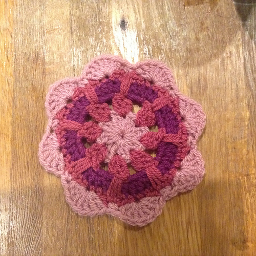 Ravelry: Cartwheel Coasters pattern by Red Jasmine Crafts