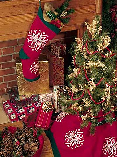 Ravelry: Snowflake Stocking pattern by Nicky Epstein