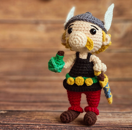 Ravelry: Asterix Amigurumi pattern by Clemence Charles