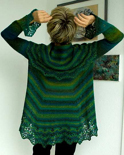 Ravelry: Jacke / cardigan *Opera* pattern by Birgit Freyer