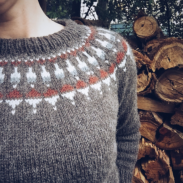 Ravelry: Cloudsandyarn's Lighthouse sweater