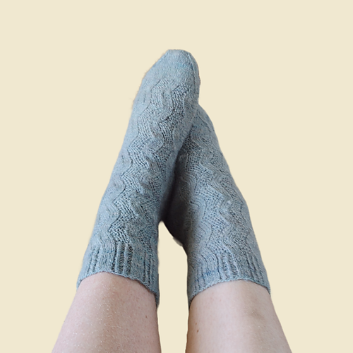 Ravelry: Zigazag Ah! Socks pattern by Cnyttan Cnottan