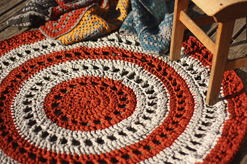 Ravelry: Gorgeous Mandala Floor Rug pattern by Marinke Slump