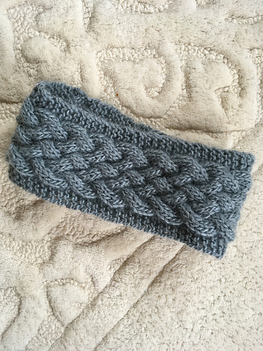 Ravelry: Woven cable headband pattern by Priscillia Uloho