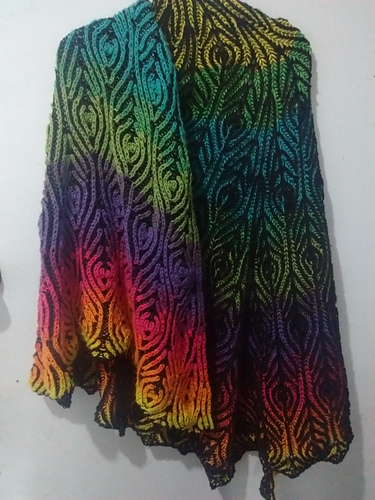Ravelry: Peacock Shawl pattern by Happy Knitter