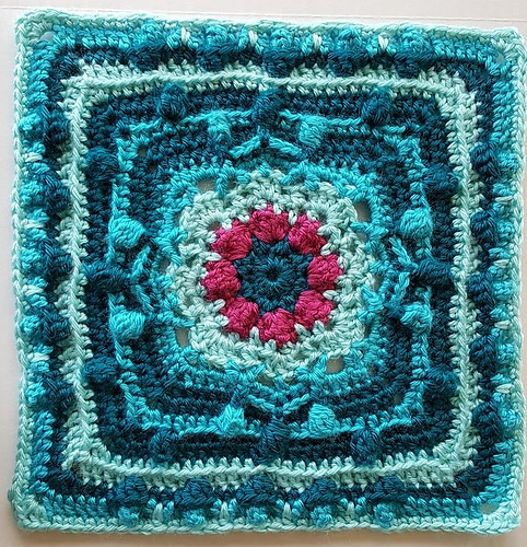 Ravelry: Bubble Fins Square pattern by Teresa Lynn