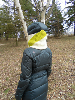 Ravelry: Bicolor Cowl pattern by Elizabeth Brassard