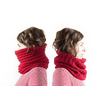 Ravelry: Quinconce Magicol pattern by Elizabeth Brassard