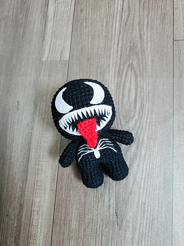 Ravelry: Venom keychain pattern by Lan Tran