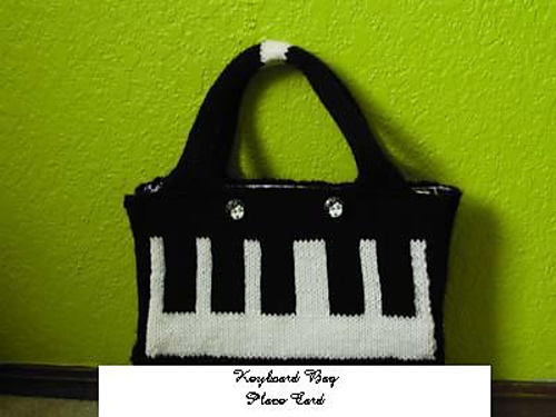 Ravelry: Keyboard Purse pattern by atomikpop