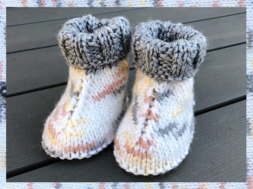 Ravelry: Baby Hug Boots pattern by marianna mel