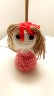 Ravelry: Carrie pattern by Hannah Munro