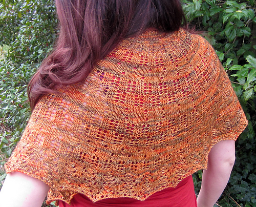 Ravelry: Feathered Shawl pattern by Elizabeth Helmich