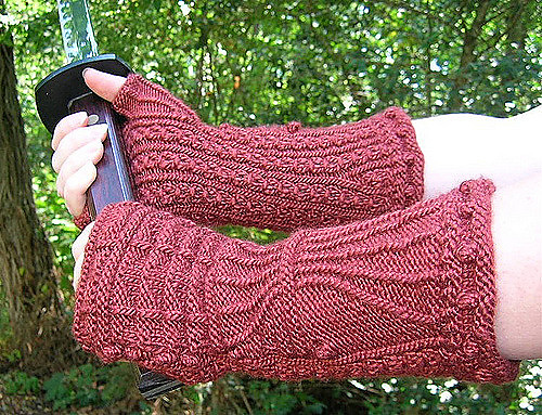 Ravelry: Gillaspie Gothic Gauntlets pattern by Elizabeth Helmich