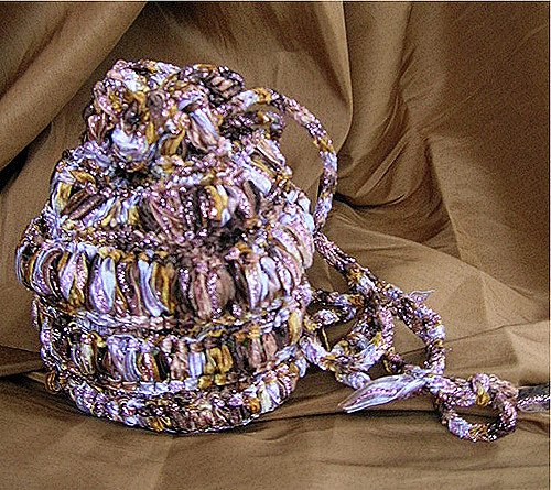 Ravelry: Day Tripper Bag pattern by Elizabeth Helmich