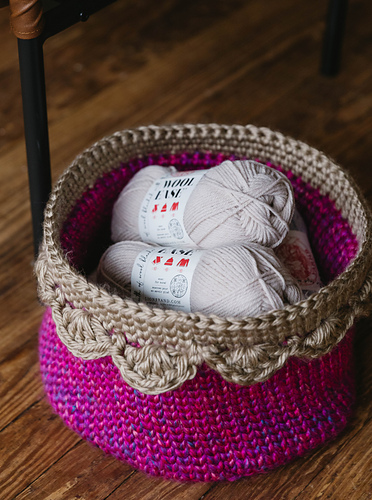 Ravelry: Scallop Basket pattern by Rachel Alford