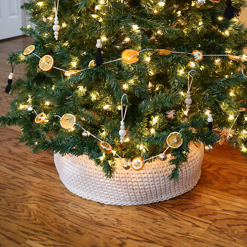 Ravelry: Crochet Tree Collar pattern by Rachel Alford